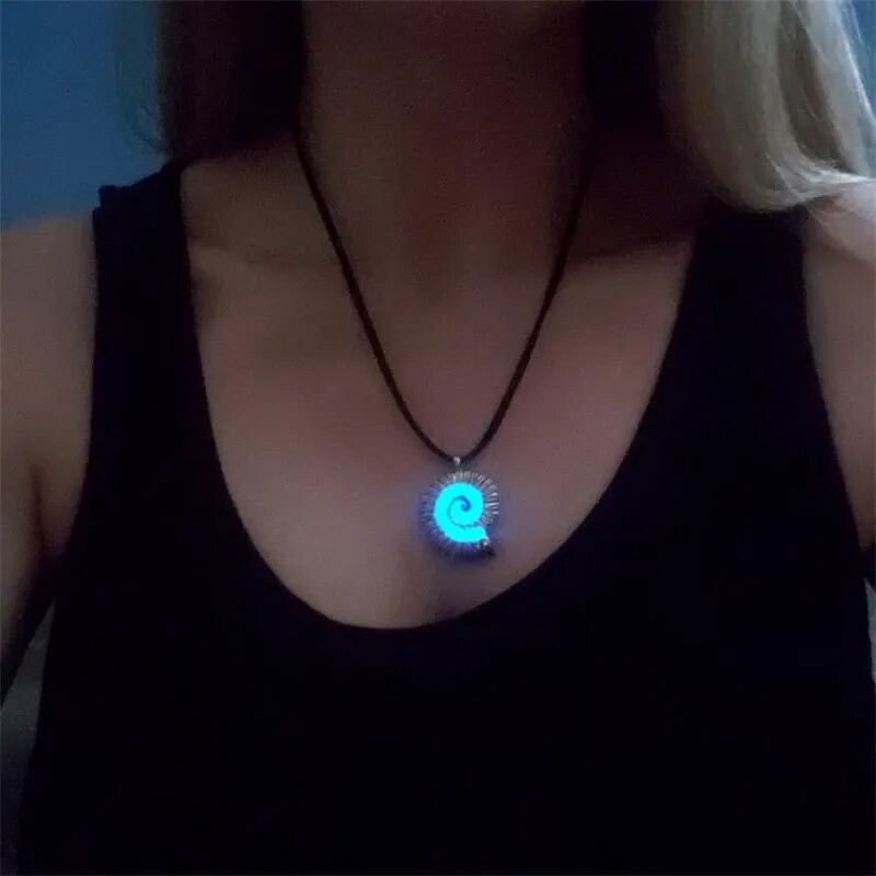 Mermaid Seashell Necklace Ariel Voice Sea Shell Conch Necklace Glowing ...