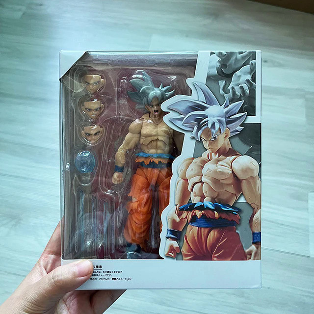 1EP7 Sh figuart Dragon Ball Z Super Saiyan 4 Vegeta Goku Figure Gogeta ...