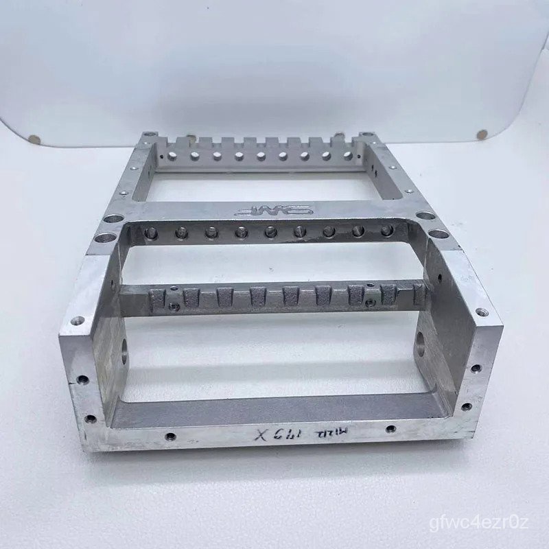 Newly launched Swf Original Embroidery Machine Parts needle bar case ...
