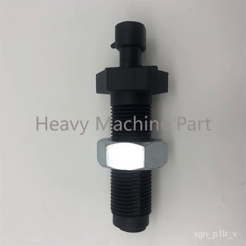 Speed sensor 6693921 for Bobcat A300 A770 E25 E26 S100 S130 S150 S160 ...