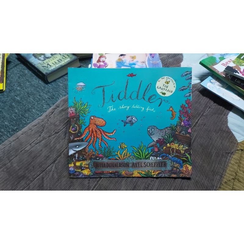 Tiddler ( The story telling fish ) | Shopee Philippines