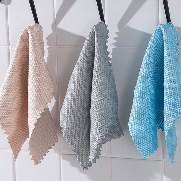 Water absorbing hair free oil free fish scale rag wet and dry ...