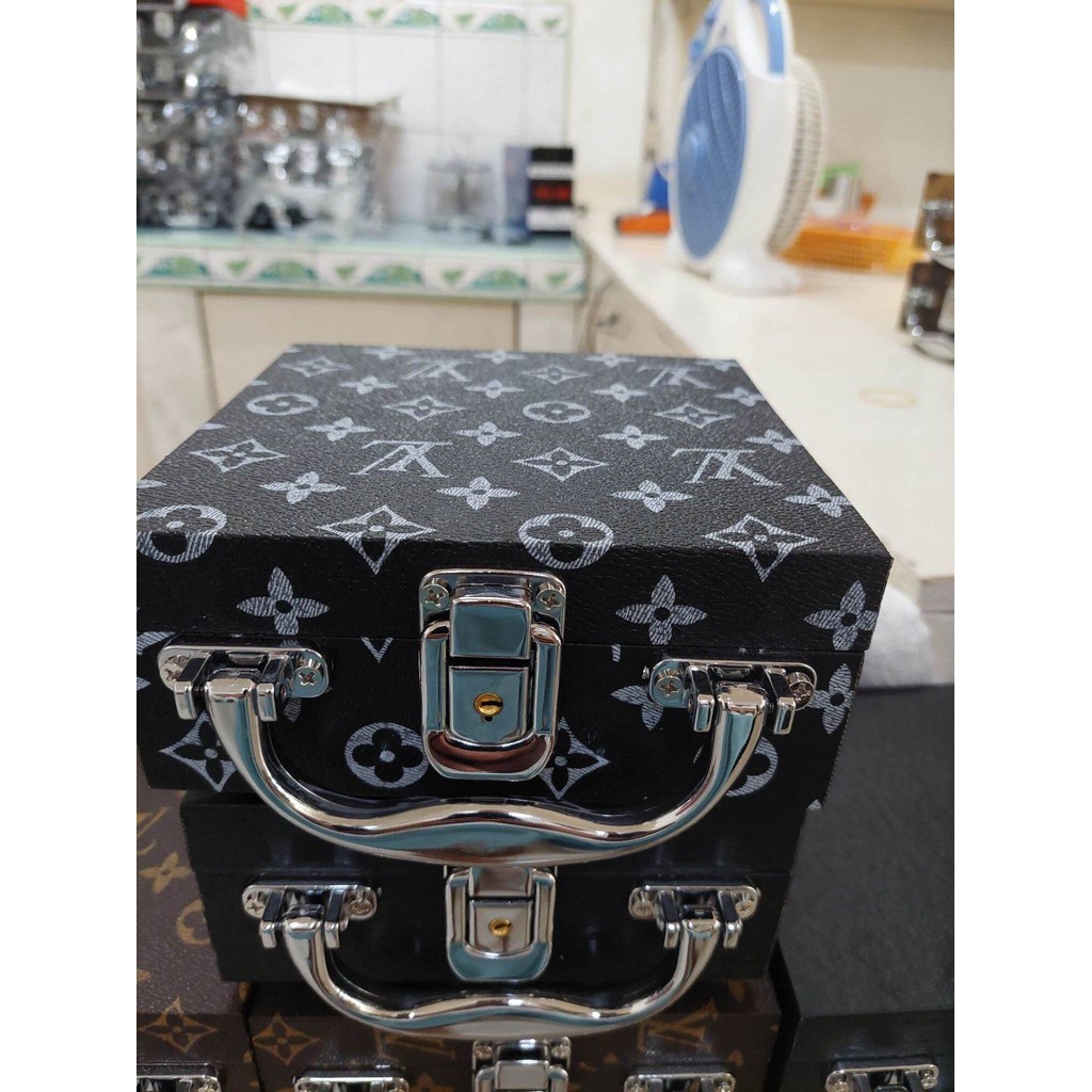 TARI BOX CAPACITY OF 12 | Shopee Philippines