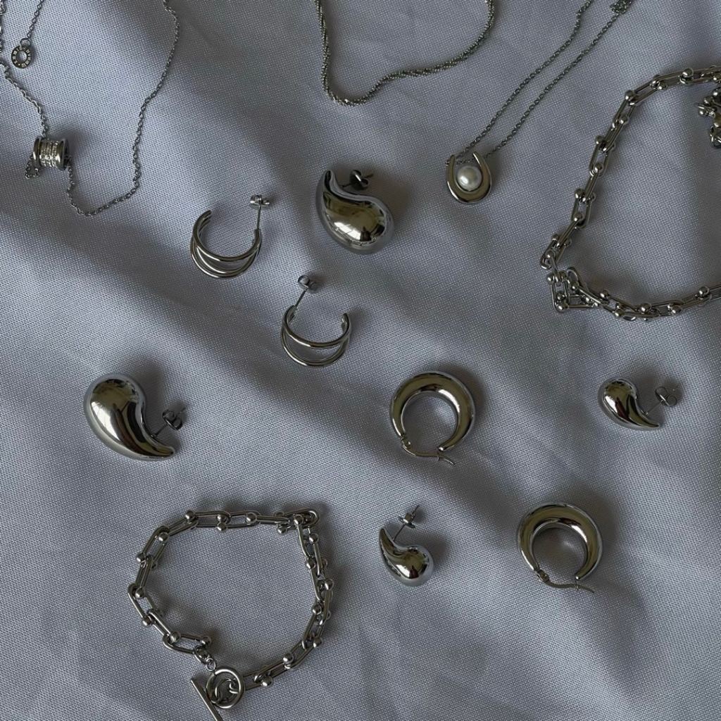 HB Jewelry SILVER COLLECTIONS of Chain Pendant Necklace, Bracelet ...