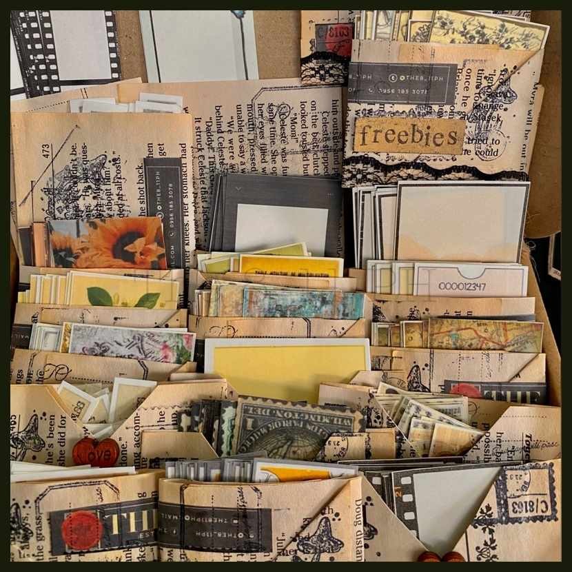 8.11*st+JOURNAL`n^VINTAGE}DM>SET)g>OF)p>300+)b>ASSORTED*r?EPHEMERA*s ...