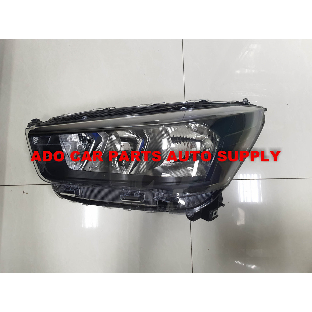 Toyota Raize 2022 - 2024 E Variant Head Light Head Lamp Headlight ...