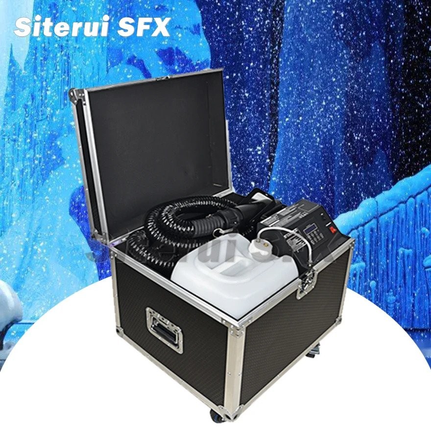 Siterui SFX Mall attracts pedestrian foam snow machine Music festival ...