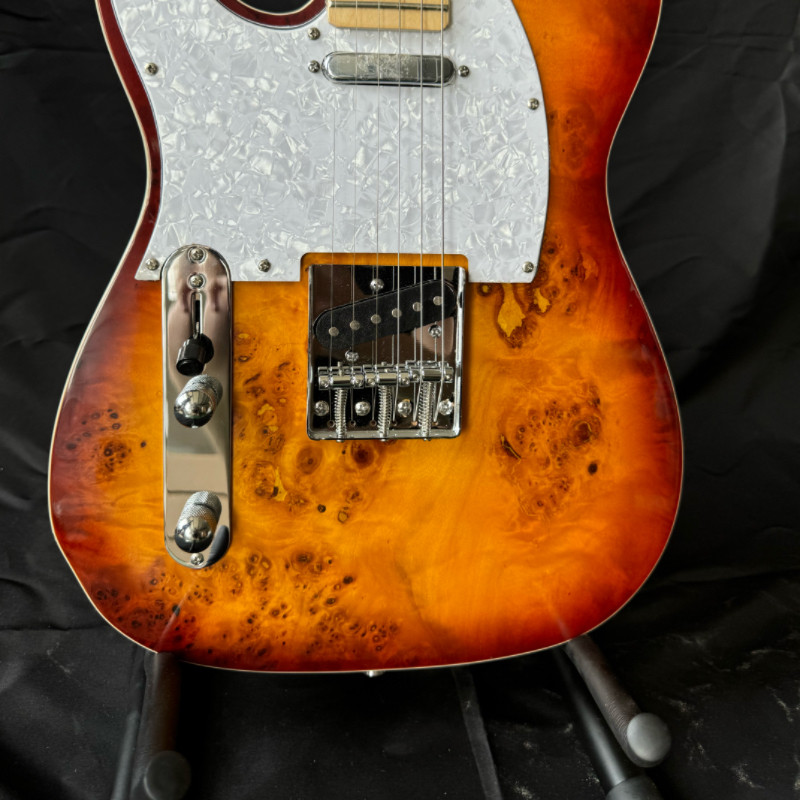 ۩Handmade left-handed F electric guitar. Peach blossom core body, made ...