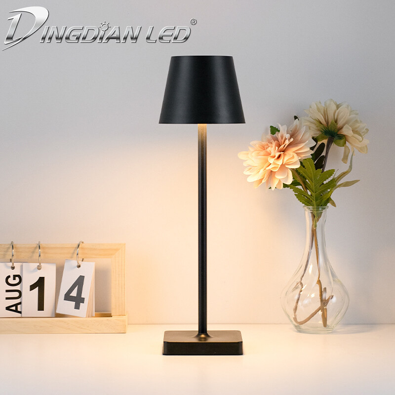 [Local Delivery]Tri Color LED Table light Wireless Touch Sensor Type C ...