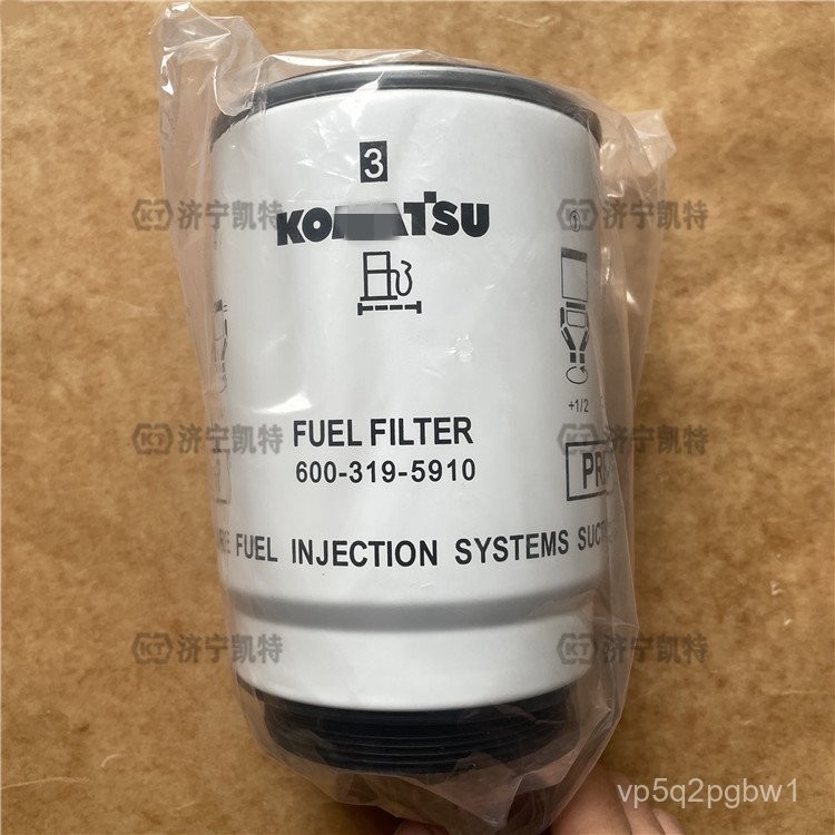 Excavator Accessories PC70-8New Model Diesel Coarse Filter Element 600 ...