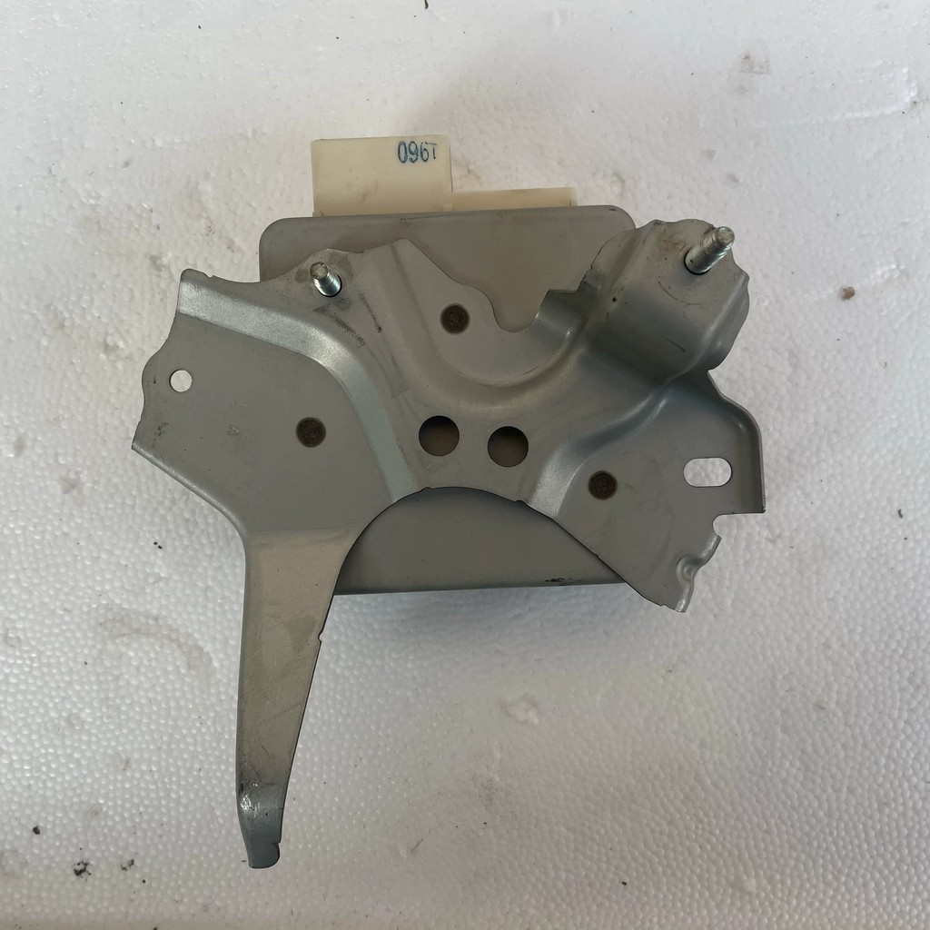 Applicable to Toyota Yaris and Vios steering gear power steering ...