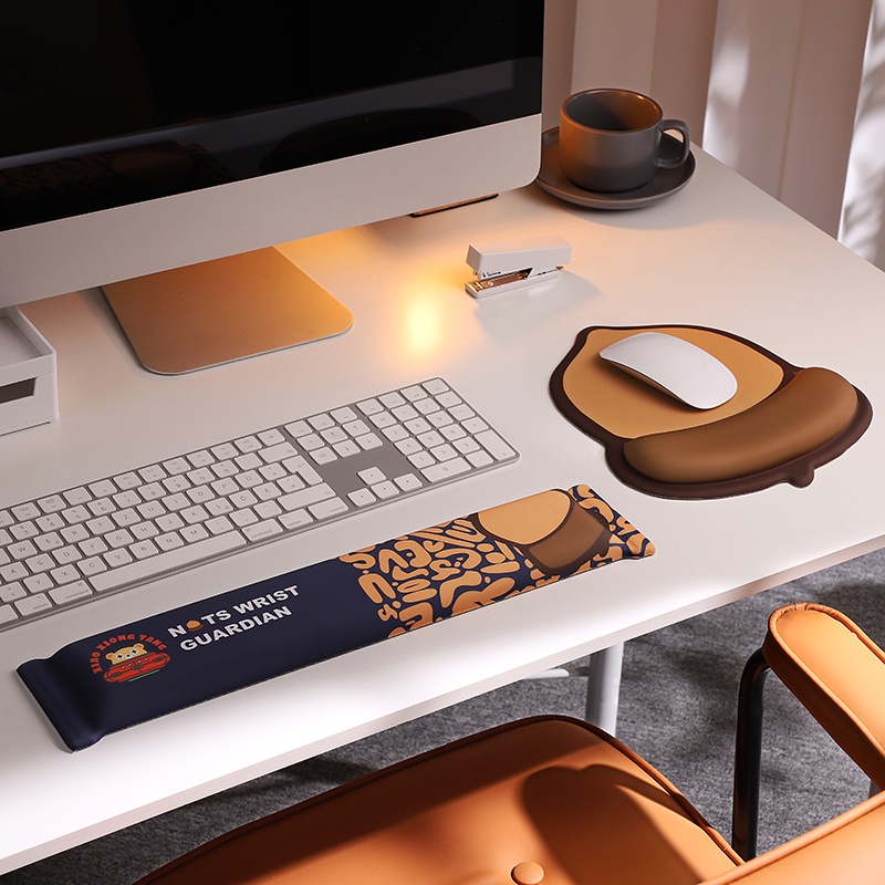 Fashion Cartoon Nut Shape Cute Mouse Pad Comfort Keyboard Hand Rest ...