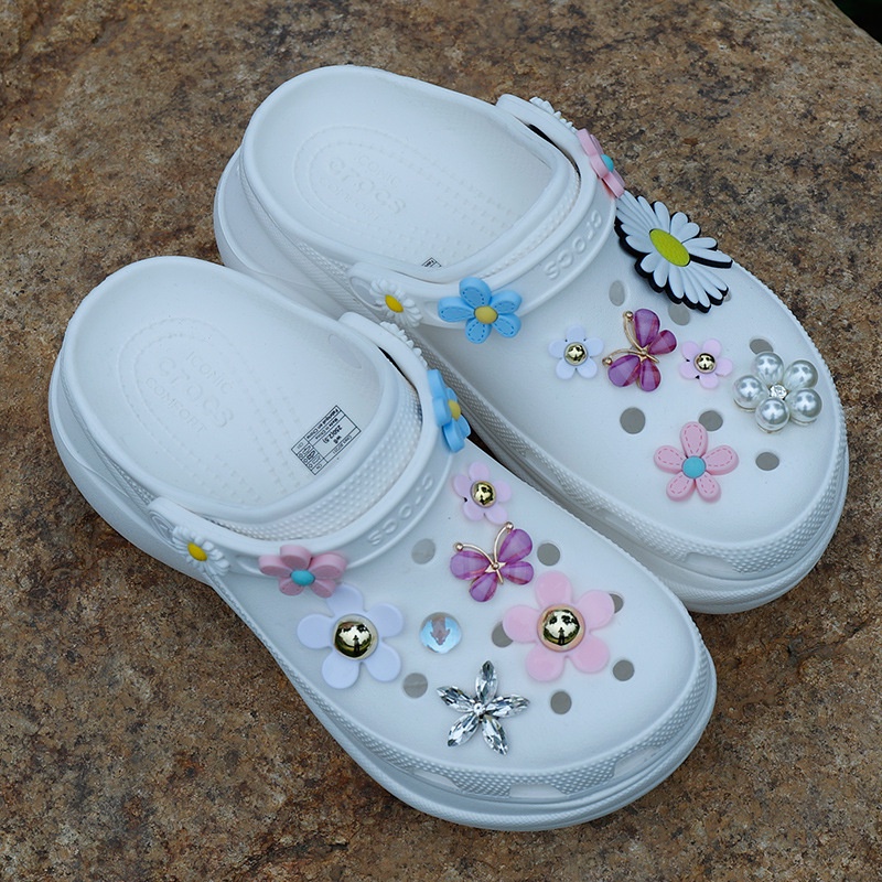 Fashion Daisy Flower Jibbits for design Pins Set Diamond Butterfly ...