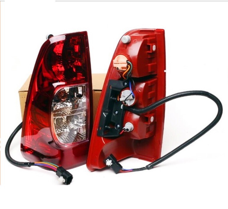 ZR For 2PCS Applicable to Isuzu D-MAX / DMAX 2007-2011 models Taillight ...
