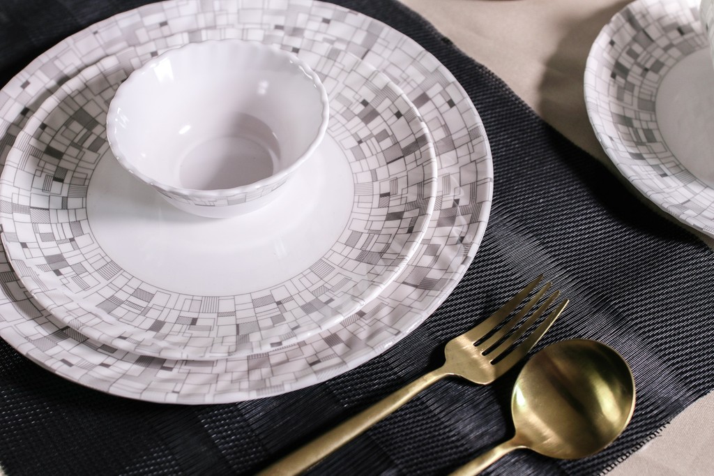 Melawares Mosaic 6pc 10 inch Round Plate Set | Shopee Philippines