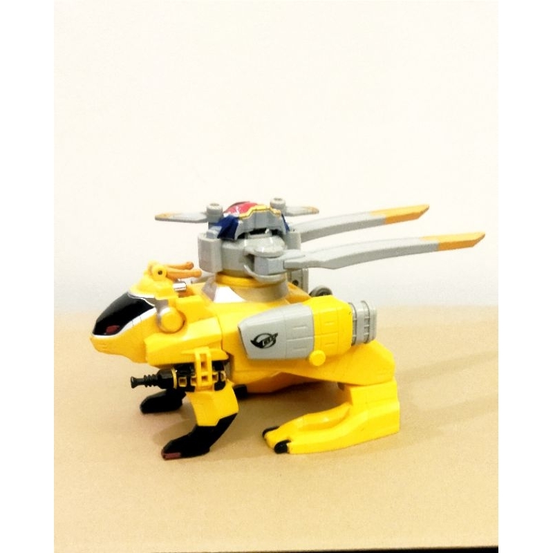 Power Rangers Tokumei Sentai Go Busters DX Yellow Bunny | Shopee ...