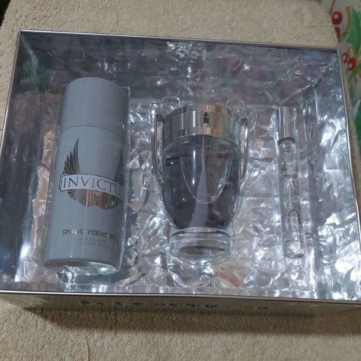 Set!!! Paco Rabanne Invictus 100ml Edt With Deodorant 150ml and Edt ...