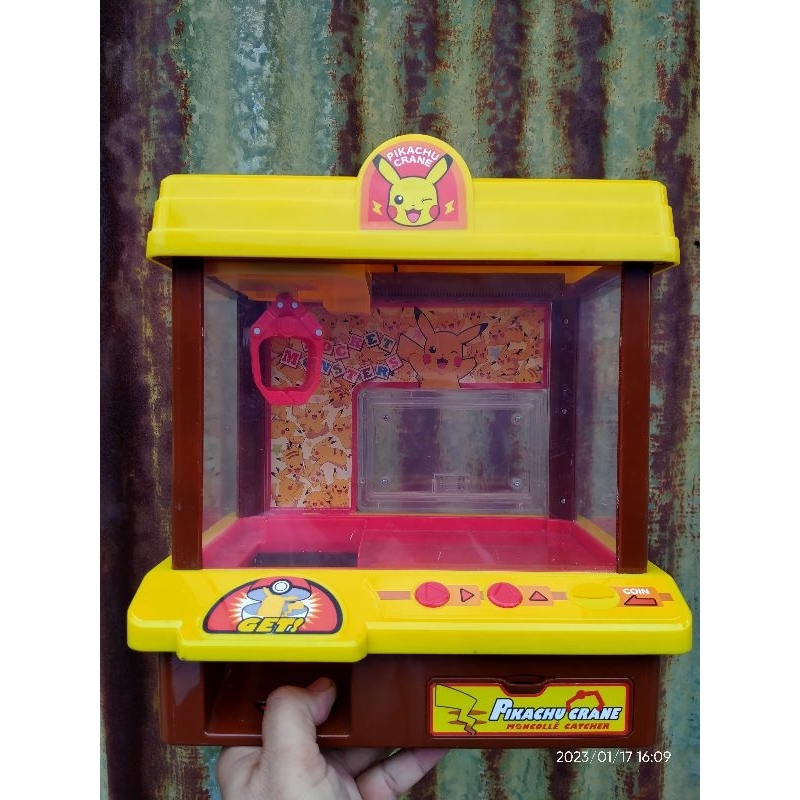Pikachu Crane Catcher Tomy | Shopee Philippines