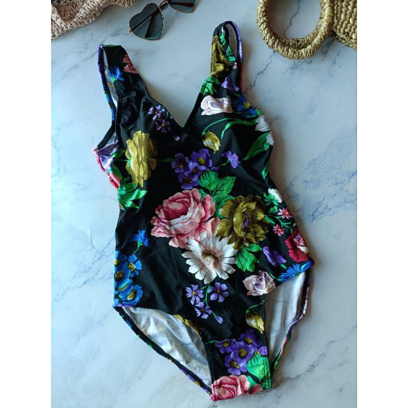 One Piece Small Black Floral Print Padded Swimsuit. | Shopee Philippines