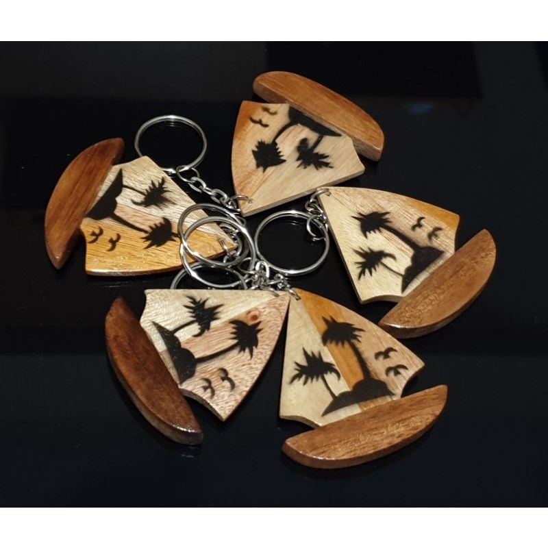 Keychains of Philippine Tourist Destinations | Shopee Philippines