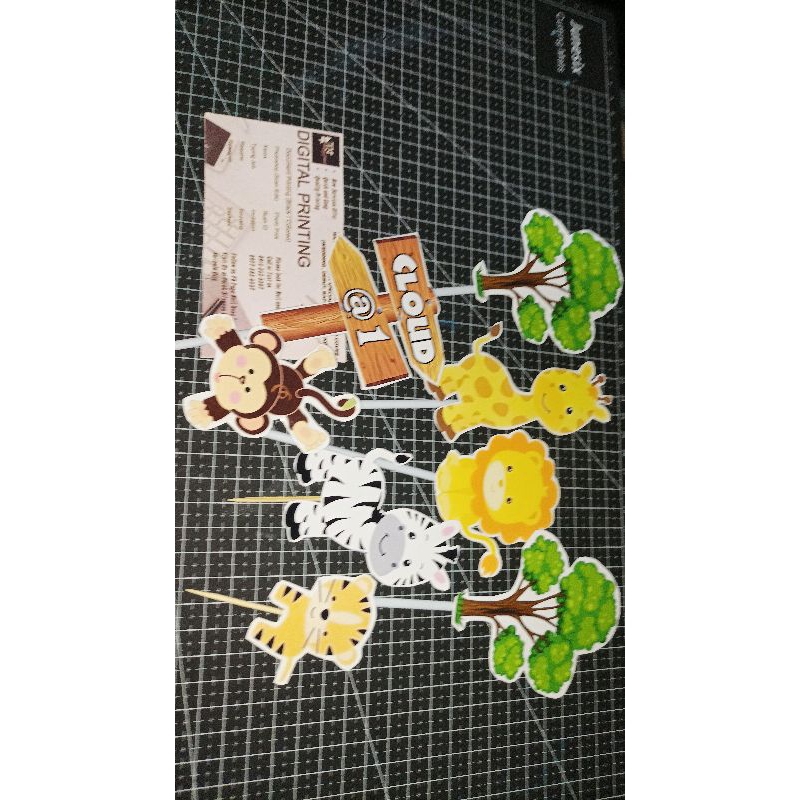 customized photo Printed cake toppers and cupcakes cute zoo animals ...