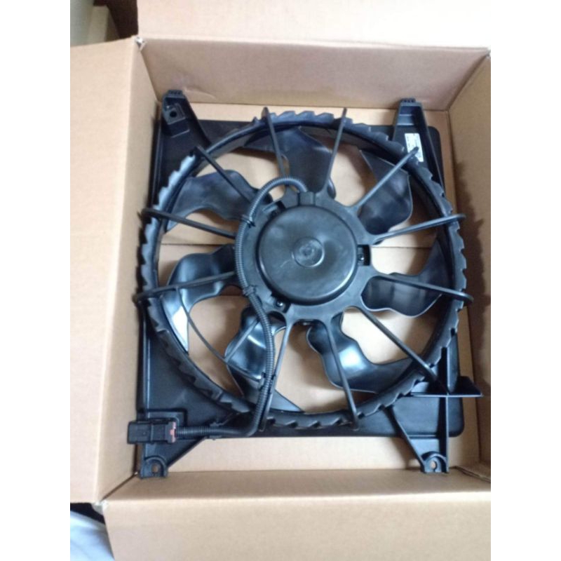 Aux Fan Assembly Hyundai Grand Starex Right (2014 Up) Original Fan ...