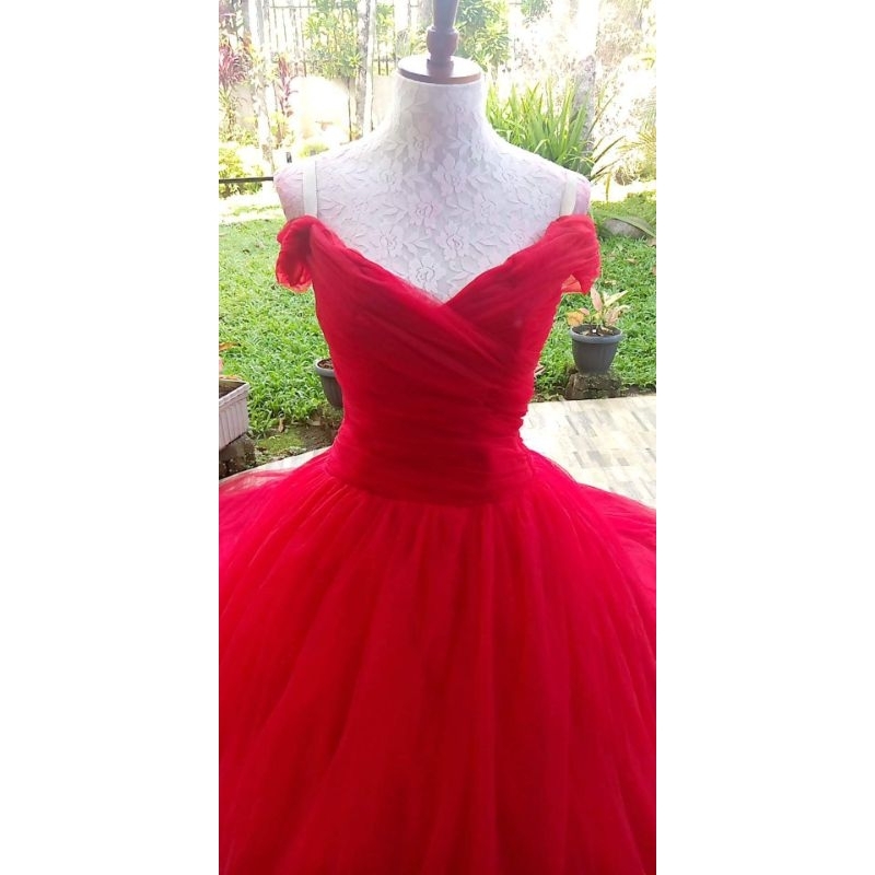 RED DEBUT JS PROM MINIMALIST LONG TRAIL DEBUT BALLGOWN WEDDING SAGALA ...