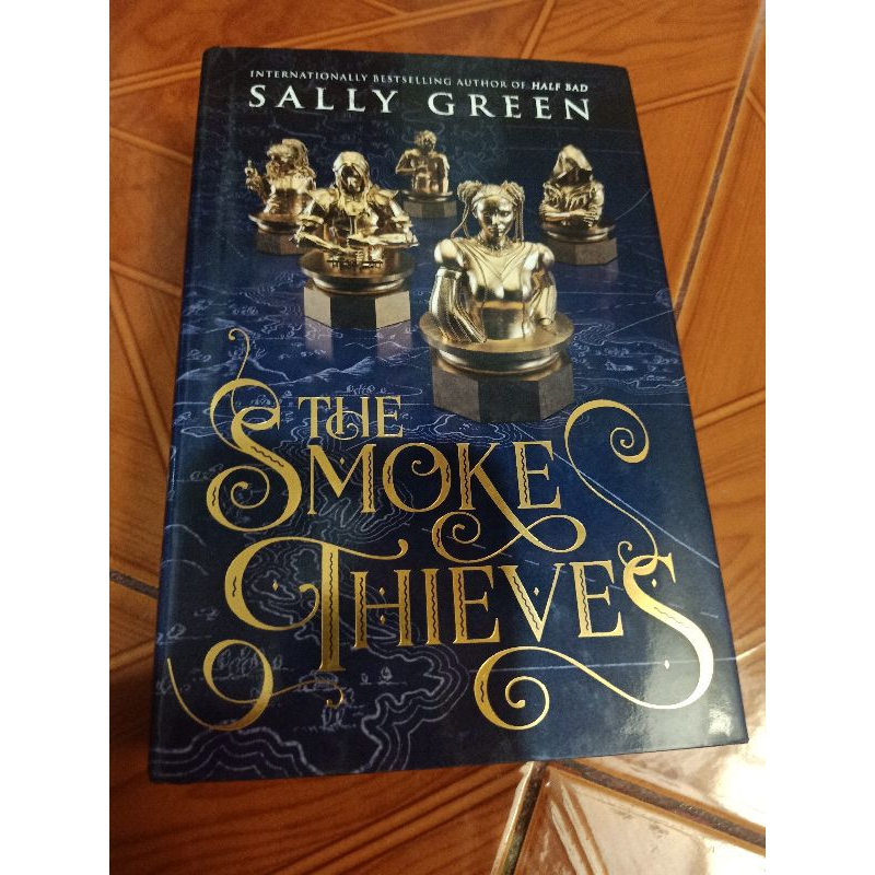Sally Green THE SMOKE THIEVES | Shopee Philippines