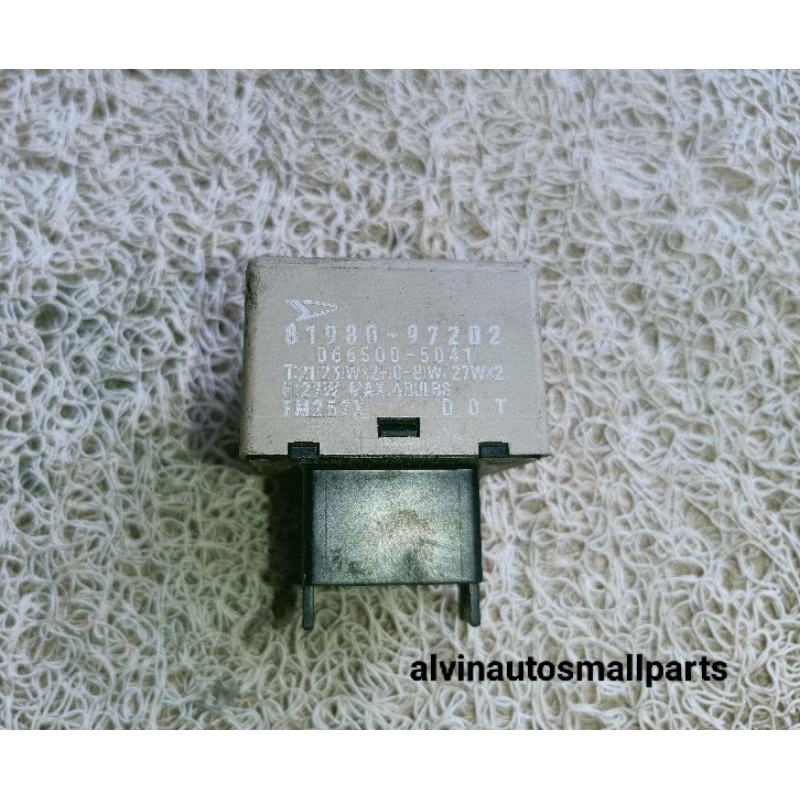 FLASHER RELAY SUZUKI MULTICAB DA64V/DA64W 8 PIN | Shopee Philippines