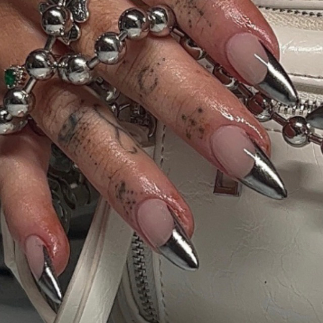 “CHROME TIPS” THE CLAW BANDIT GEL FAKE NAILS PRESS ON NAILS | Shopee ...