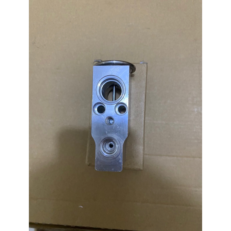 Nissan Urvan Estate (2002-2013) - Expansion Valve - Lighter Type ...