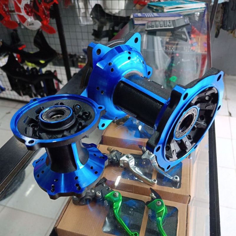 WR 155 HUB SET FRONT & REAR EXPEDITION | Shopee Philippines