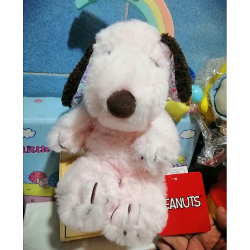Snoopy Hallmark light pink plush | Shopee Philippines