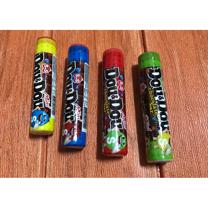 Mini Dou & Dou Chocolate Bar or Sour Sugar sold per piece | Lootbag ...