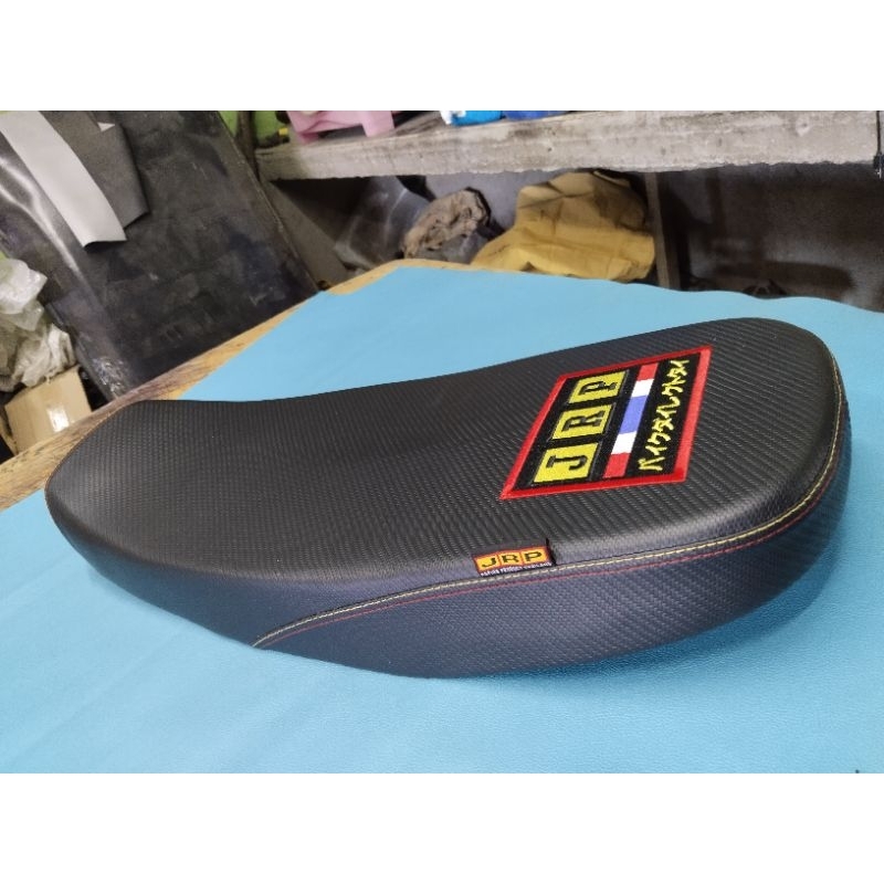 RS100 FLATSEAT ASSEMBLY JRP NEW LOGO UNIVERSAL CARBON | Shopee Philippines