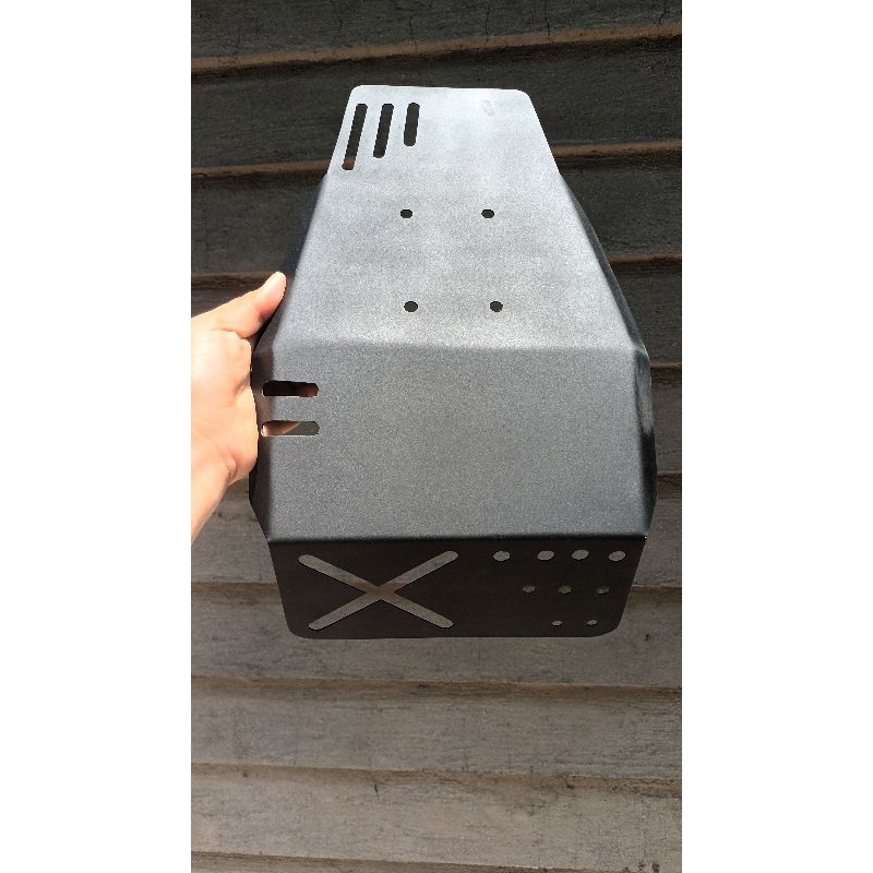 Skidplate skid plate for cafe racer plug and play rusi 250, keeway 152 ...