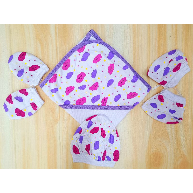 Cute Printed 6in1 Newborn Recieving Set(Blanket, Bonnet, Mittens ...