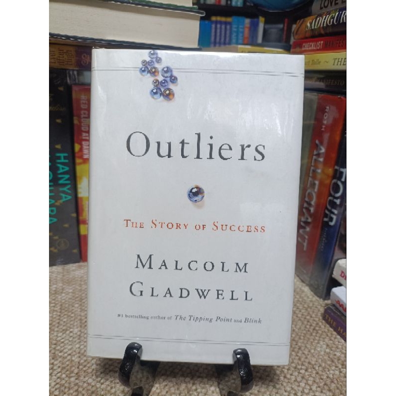 OUTLIERS: THE STORY OF SUCCESS by MALCOLM GLADWELL (HARDCOVER) | Shopee ...