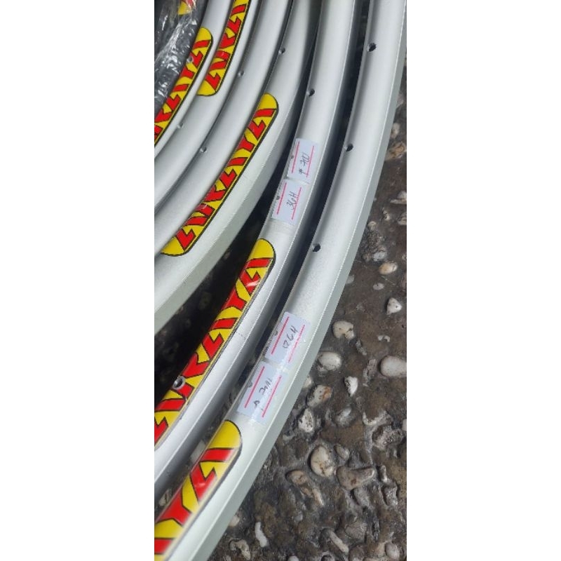 ARAYA RIM 700C TAIWAN 36H DOUBLEWALL RIMBRAKE 700 PESOS EACH BLACK AND ...