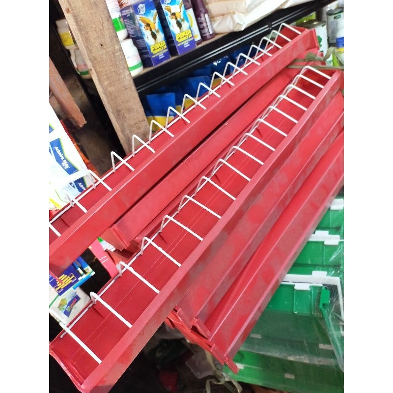 LINEAR 24 INCH CHICKEN FEEDER( please wag ihalo sa waterer) | Shopee ...