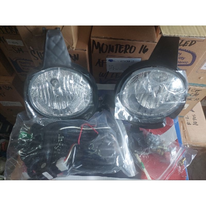 Vios Robin Fog Lights Set 2005-2006 | Shopee Philippines