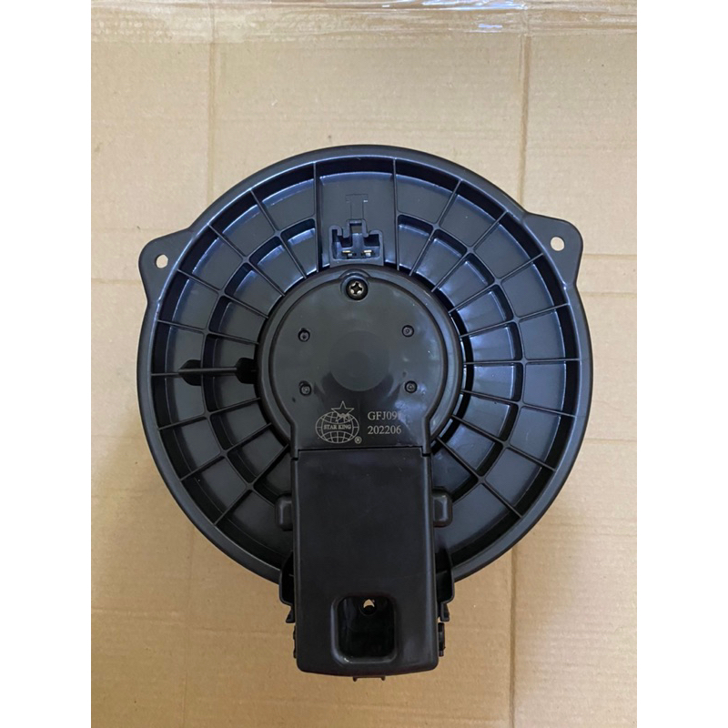 Blower Motor Innova / fortuner New (2016-2024) Rear assembly | Shopee ...