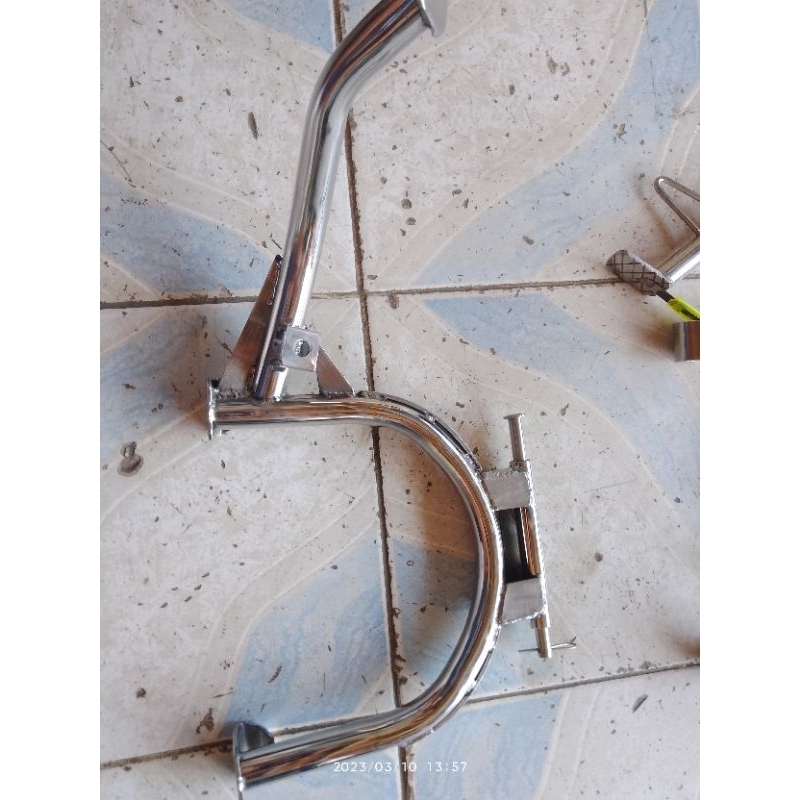 Aerox V1/V2 Center Stand Pure Stainless 304 with axle and Cliplock ...