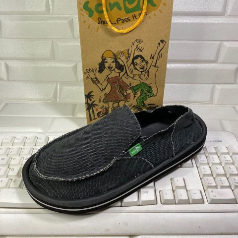 #002 SANUK SHOES PLAIN CANVAS FOR MENS 40-44 | Shopee Philippines