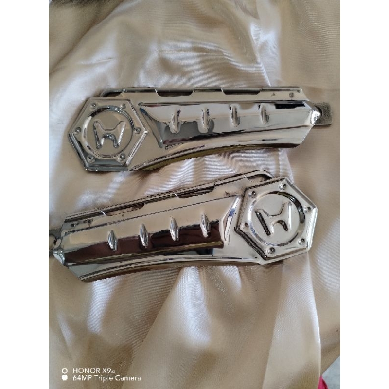 HONDA TMX 125/155 SIDE COVER LOCK | Shopee Philippines