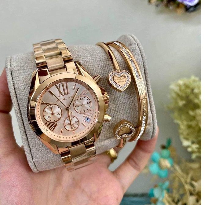 MK SET Rosegold MK watch pawnable bradshaw+2 bangles, pawnable watch ...