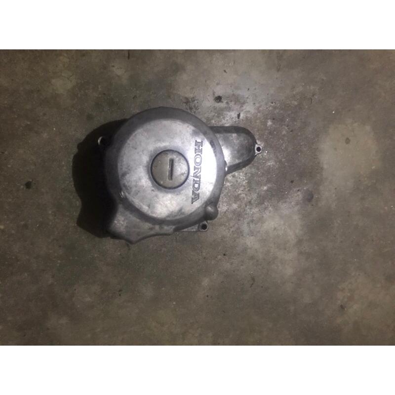 Magneto crankcase (secondhand) Honda wave100 | Shopee Philippines