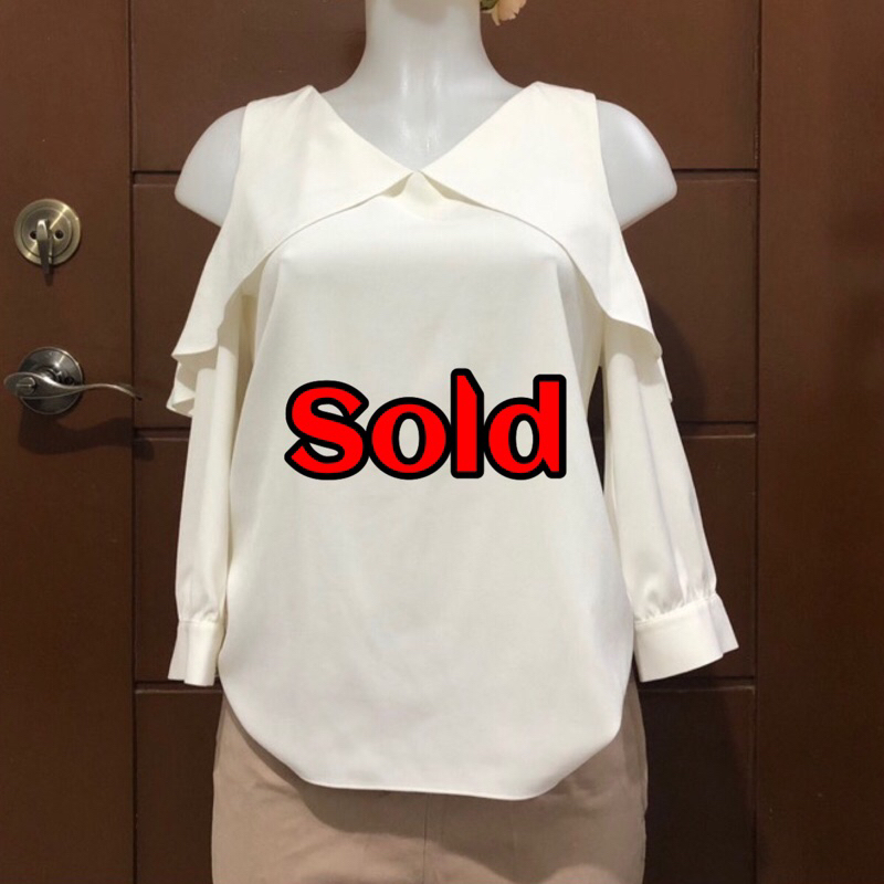 off shoulder blouse (preloved ) | Shopee Philippines
