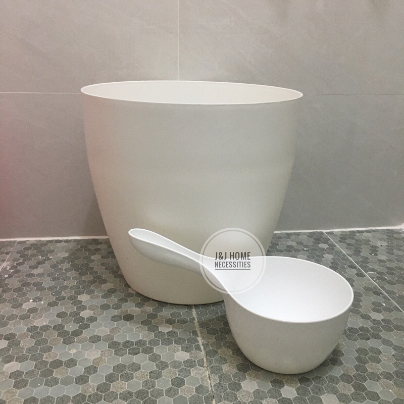 Minimalist All white Timba and Tabo Set Pail Bucket Dipper Rubberized ...