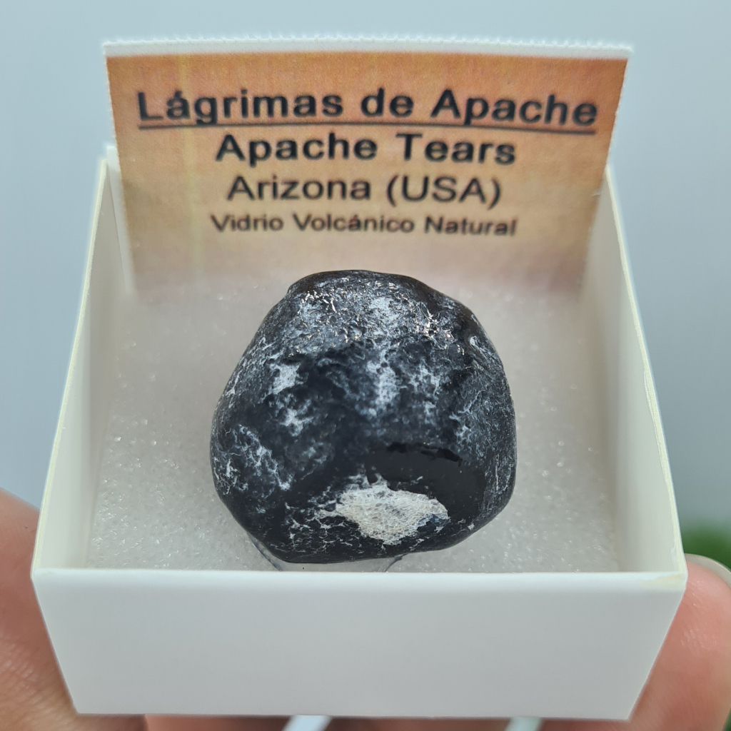 Apache Tears Raw - rare Apache Tears Healing Crystals in 4x4cm box - rough Apache | Shopee ...